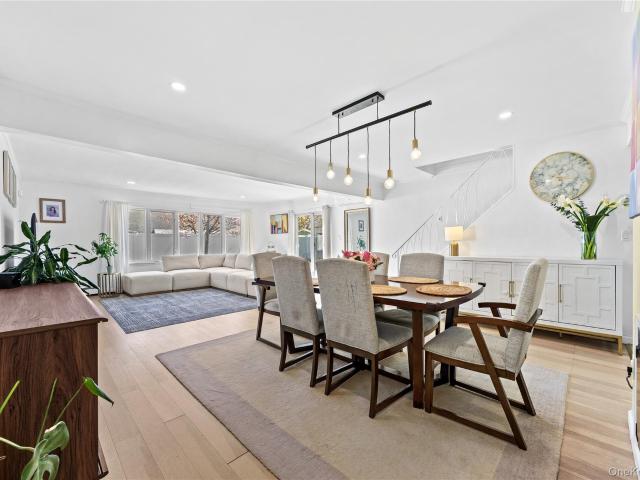 170 Scooter Ln, Hicksville, NY 11801 | MLS #985375 | Compass