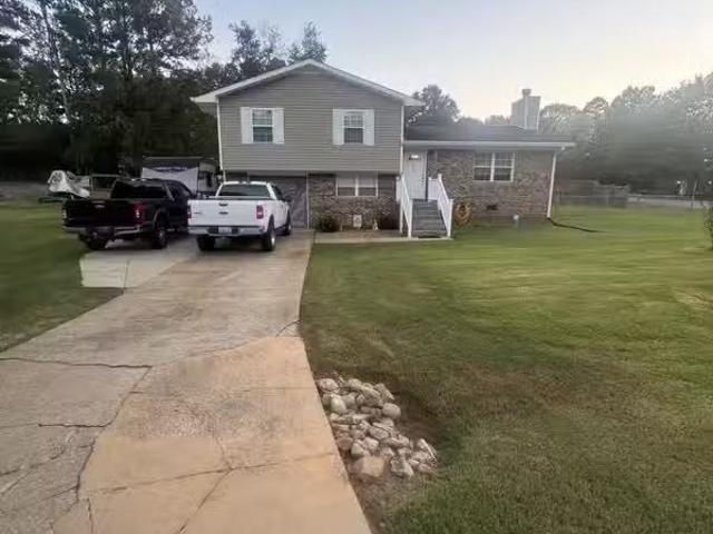 170 STARLA DR, ANNISTON, AL 36207
