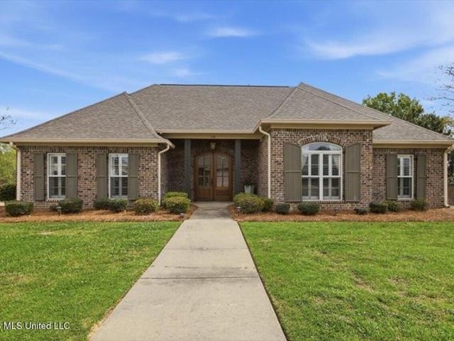 170 Stillhouse Creek Dr, Madison, MS 39110
