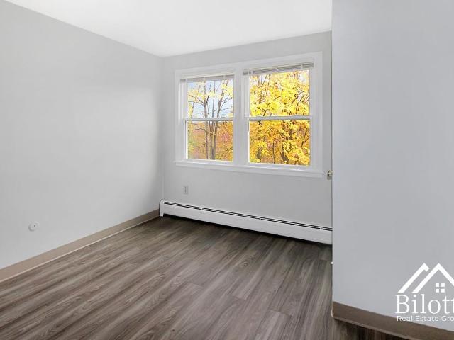 170 Pawtucket Avenue 2 Bedroom Apartment for Rent at 170 Pawtucket Ave, Pawtucket, RI 02860