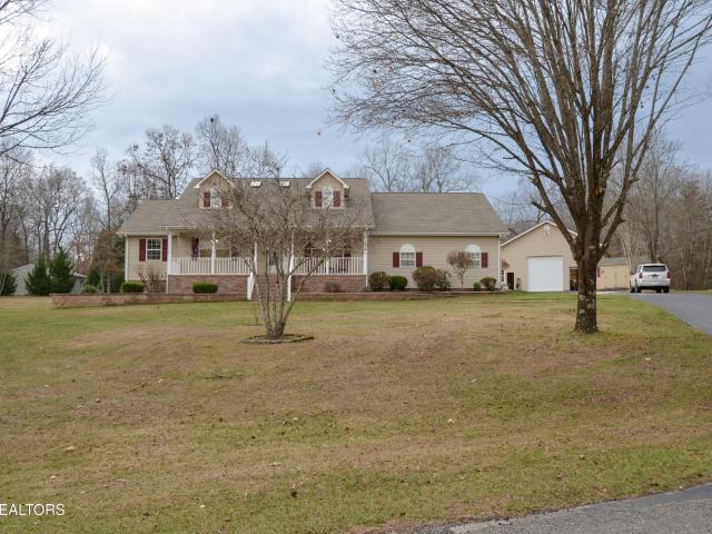 170 Pin Oak Ln, Crossville, TN 38555 | MLS #3050 | Compass