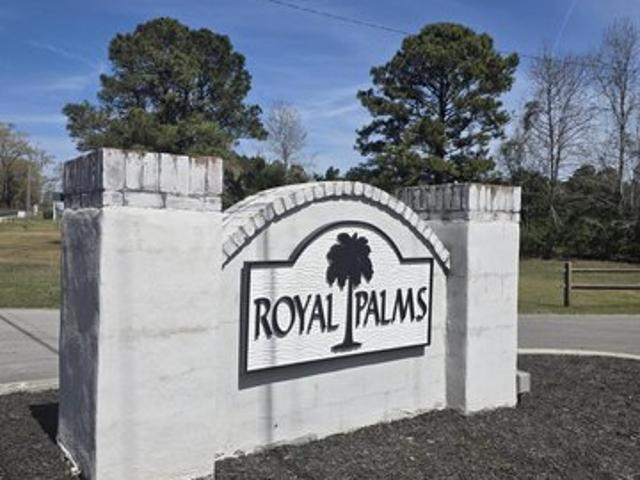 170 Royal Palms Way, Holly Ridge, NC 28445