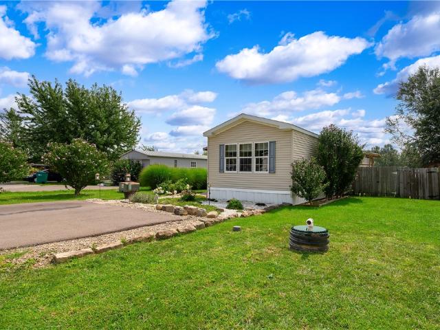 170 Rolling Valley Ln