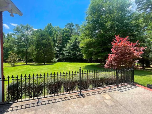 170 Rosedale Cir