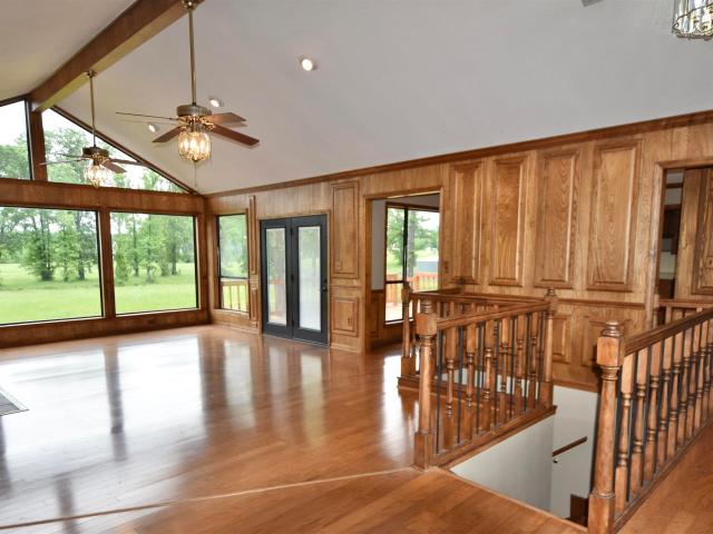 170 Riverview Dr
