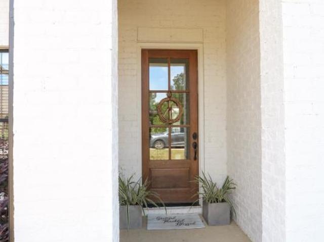 170 Ridgeway