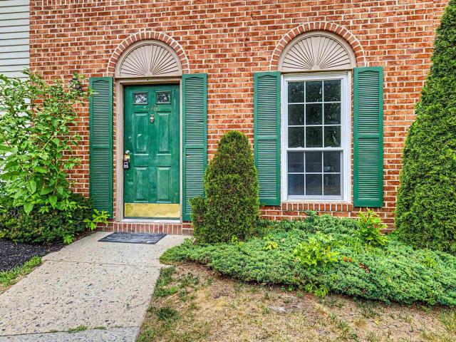 170 Rumson Dr