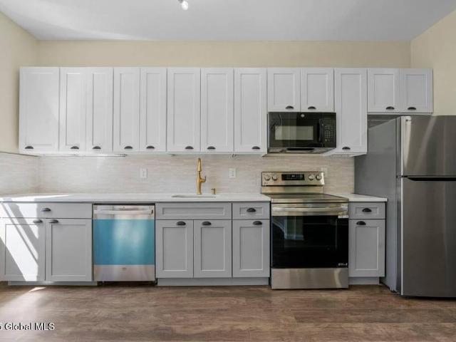 170 Washington Avenue 3B #