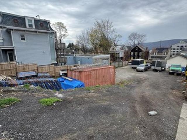 170 Washington St, Peekskill, NY 10566
