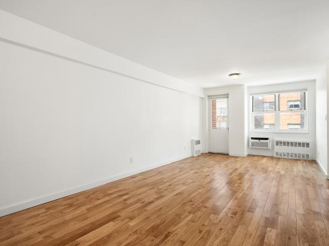 170 West 23rd Street, Unit 5R | Compass