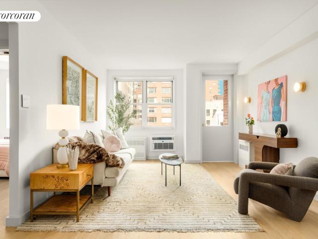 170 West 23rd Street, New York, NY