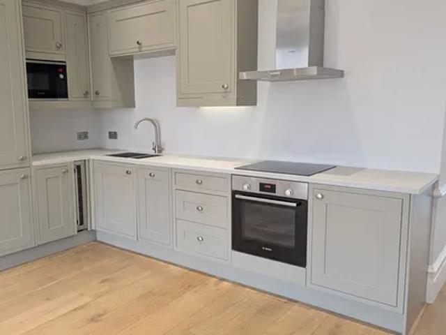 170 West Hill, London, SW15 3SL, United Kingdom | 3 bed apartment for rent #166976296 | Rentberry