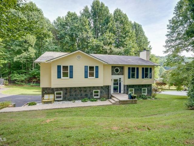 170 Young Rd, Johnson City, TN 37604