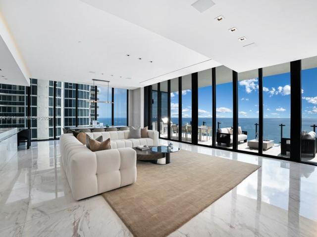 17141 Collins Ave, Sunny Isles Beach, FL