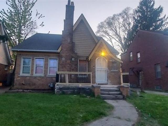 17147 Dresden St, Detroit, MI 48205