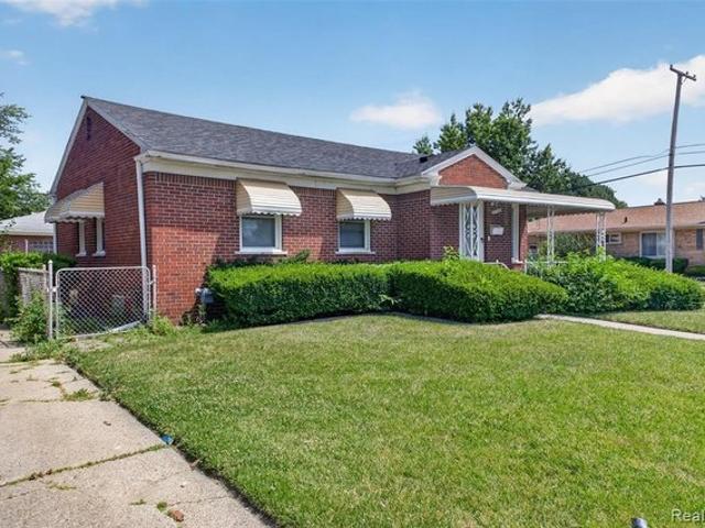 17145 Ego Ave, Eastpointe, MI 48021