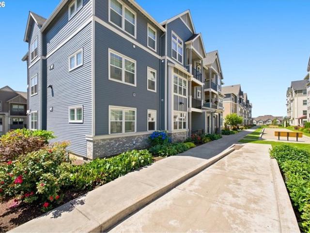 17149 SW Snowdale St, Beaverton, OR 97007