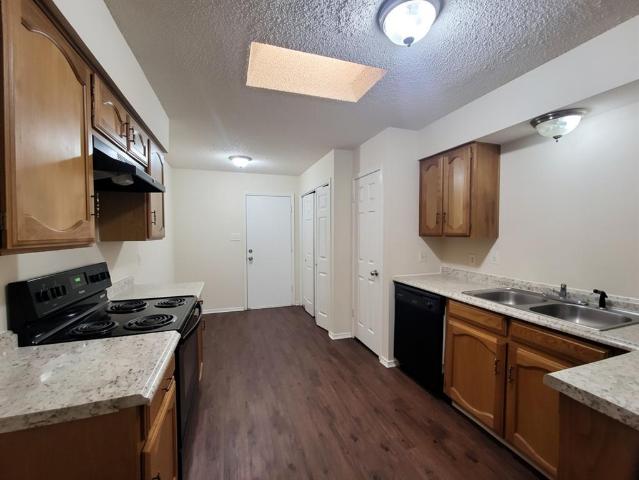 1714 Magnolia Lane