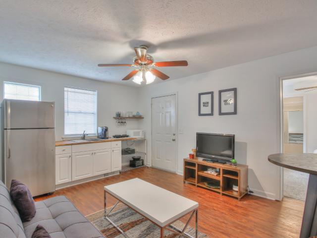 1714 B Villa Pl, Nashville, TN 37212 | MLS #3176
