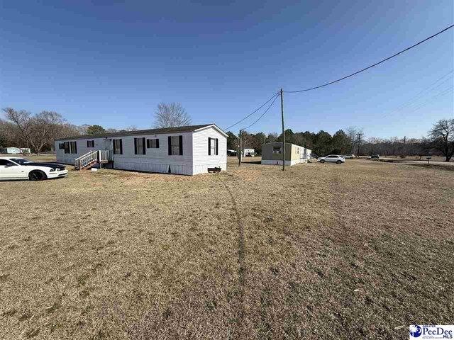 1714 Candy Ln, Darlington, SC 29532