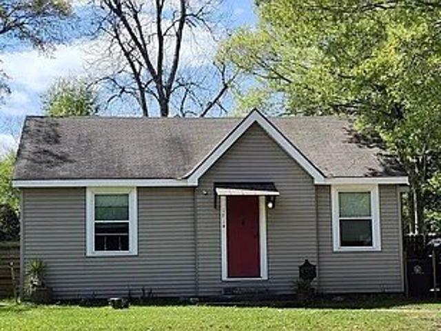 1714 College Dr, Baton Rouge, LA 70808