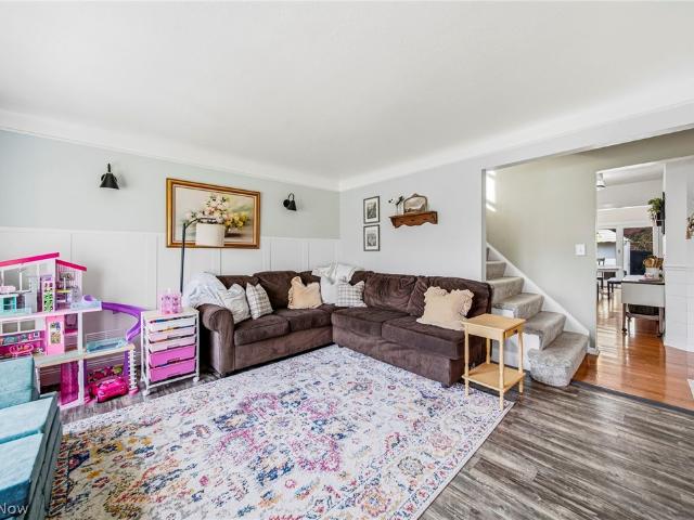 1714 E 294th Street