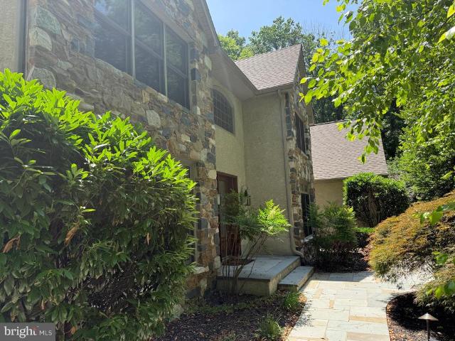 1714 Hickory Hill Road