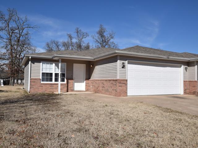 1714 Redbud