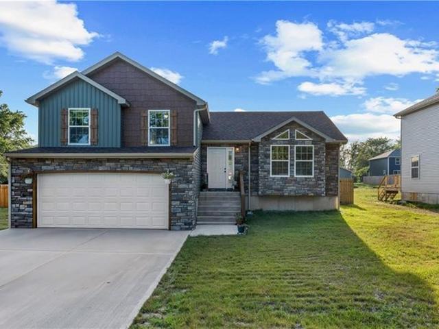 1714 S Jackson St, El Dorado Springs, MO 64744