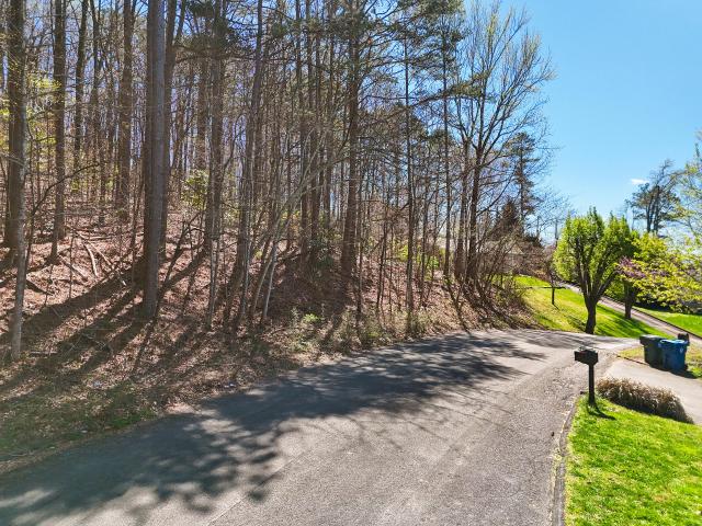 1714 Spring View Lane