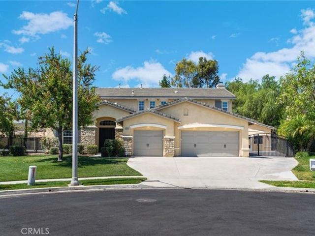 1714 Via Fresco Cir, Corona, CA 92881