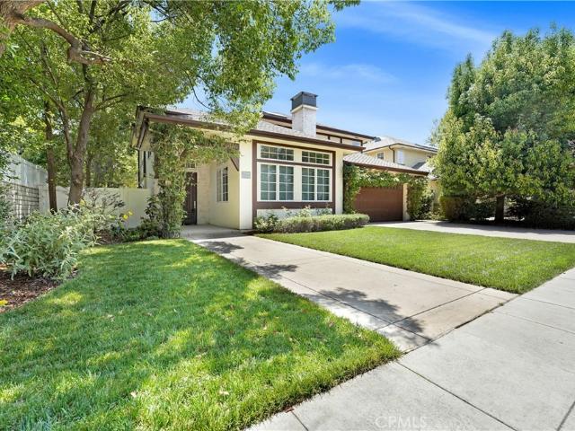 1714 W Oak