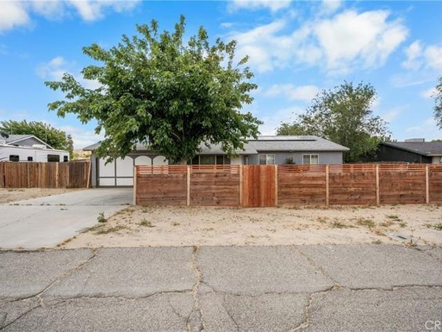17152 Schollview Ave, Palmdale, CA 93591