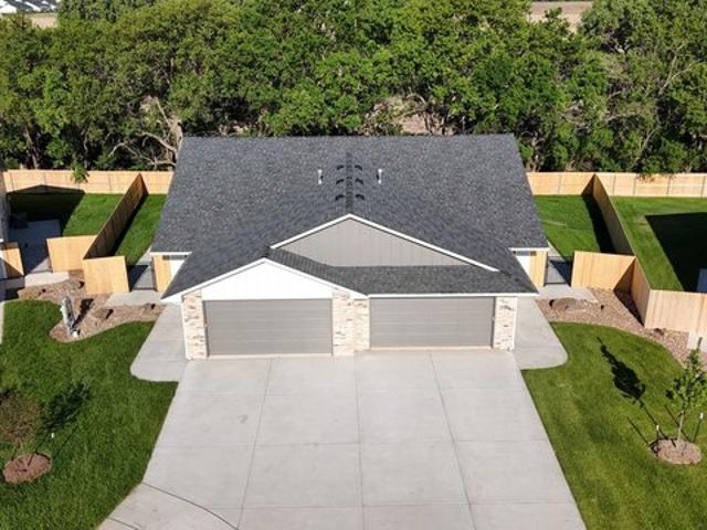 17154 W Lawson Cir, Goddard, KS 67052