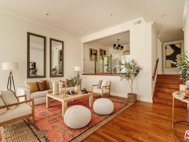 17158 Palisades Circle