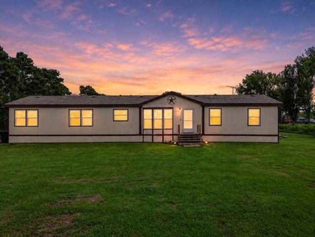 1715 Meyer Rd, Beasley, TX 77417