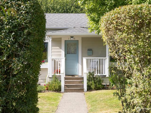 1715 Mill Ave