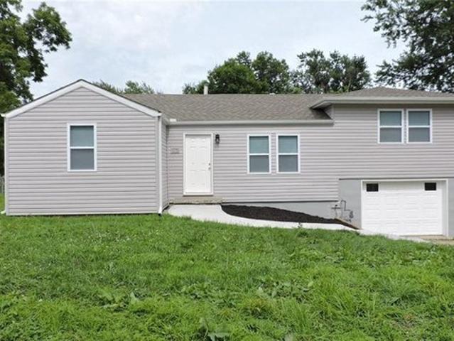 1715 N Pearl St, Independence, MO 64050