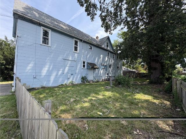 1715 Niagara Street