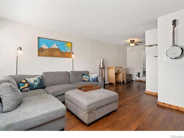 1715 Azalea Drive # 3