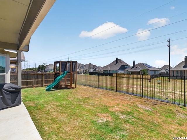 1715 Dunvegan Park