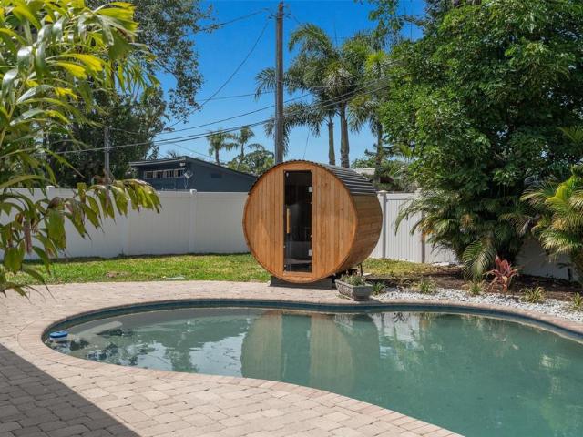 1715 Delaware Ave NE, St. Petersburg, FL 33703 | MLS #TB8504