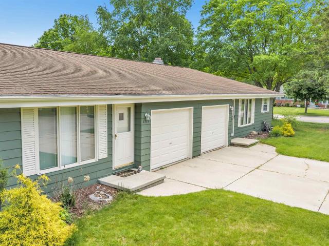 1715 edgehill drive