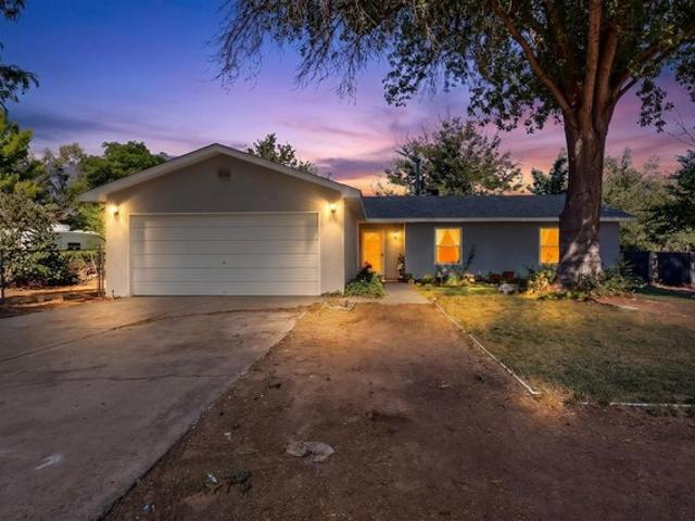 1715 Eldorado Loop, Bosque Farms, NM 87068