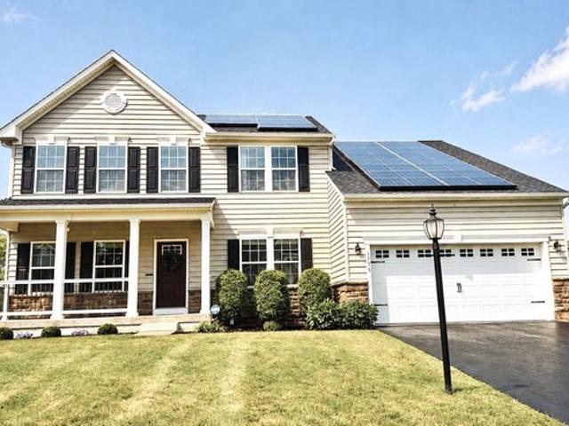 1715 Hedgewood Rd, Hatfield, PA 19440