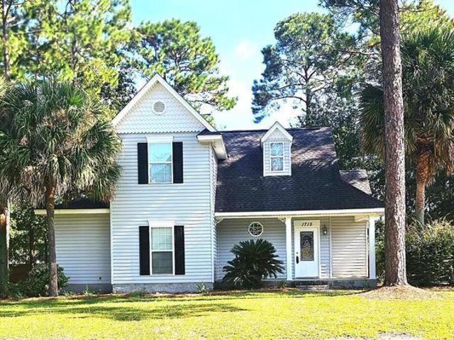 1715 Jimmy St, Adel, GA 31620