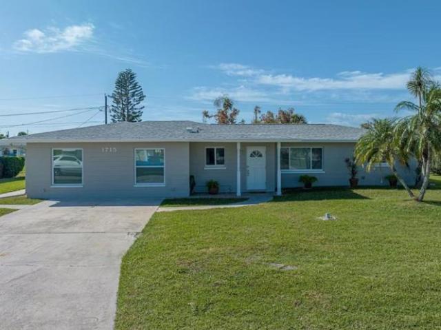 1715 Loralin Dr, Englewood, FL 34223