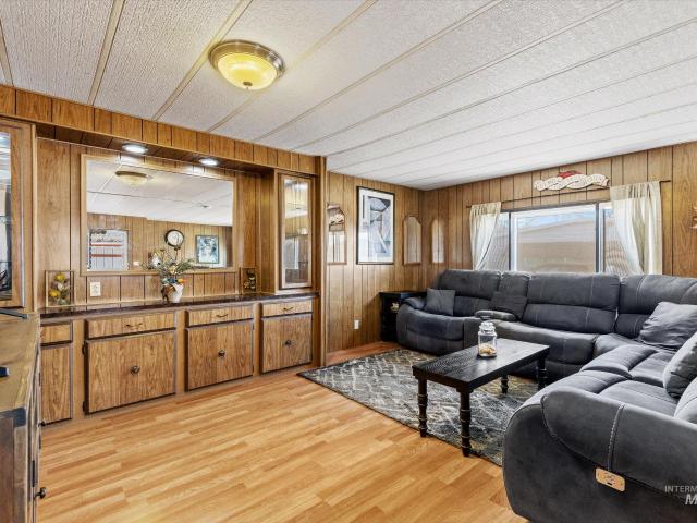 1715 W Flamingo 74