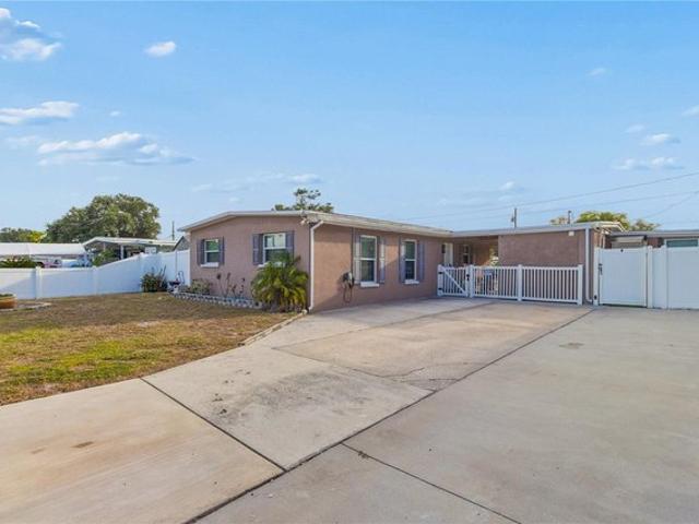 1715 Waikiki Way, Tampa, FL 33619