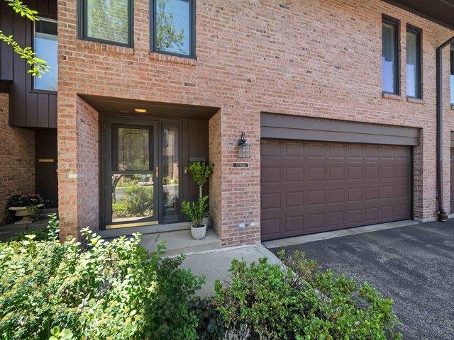 1715 Wildberry Dr Unit E, Glenview, IL 60025